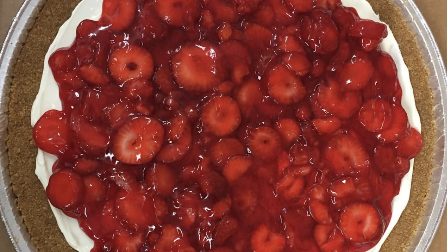 The Berry Barn serves Florida’s famous strawberry pizza and it reopens soon
